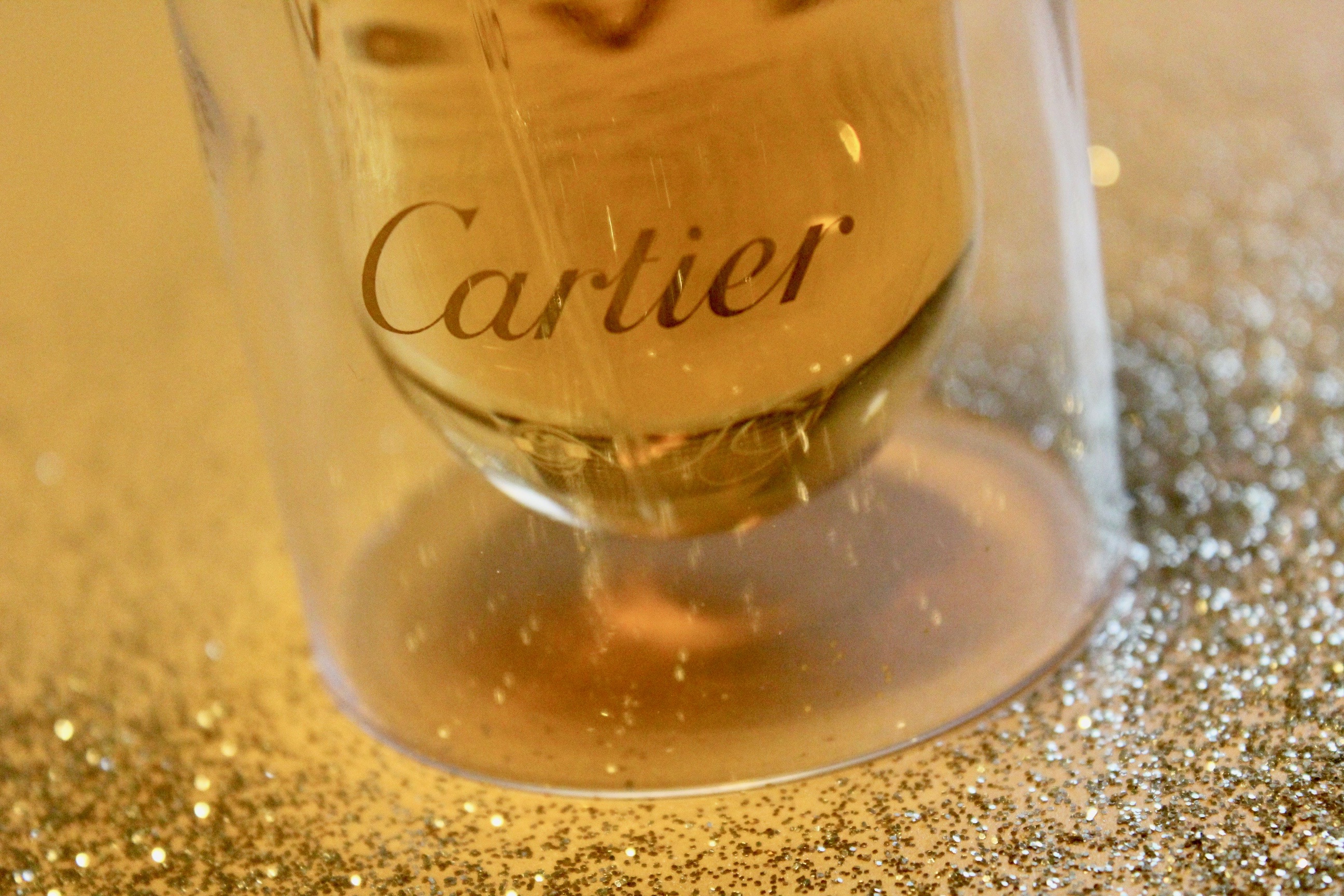Back and Forth – Cartier L’Envol Perfume Review – The Candy Perfume Boy