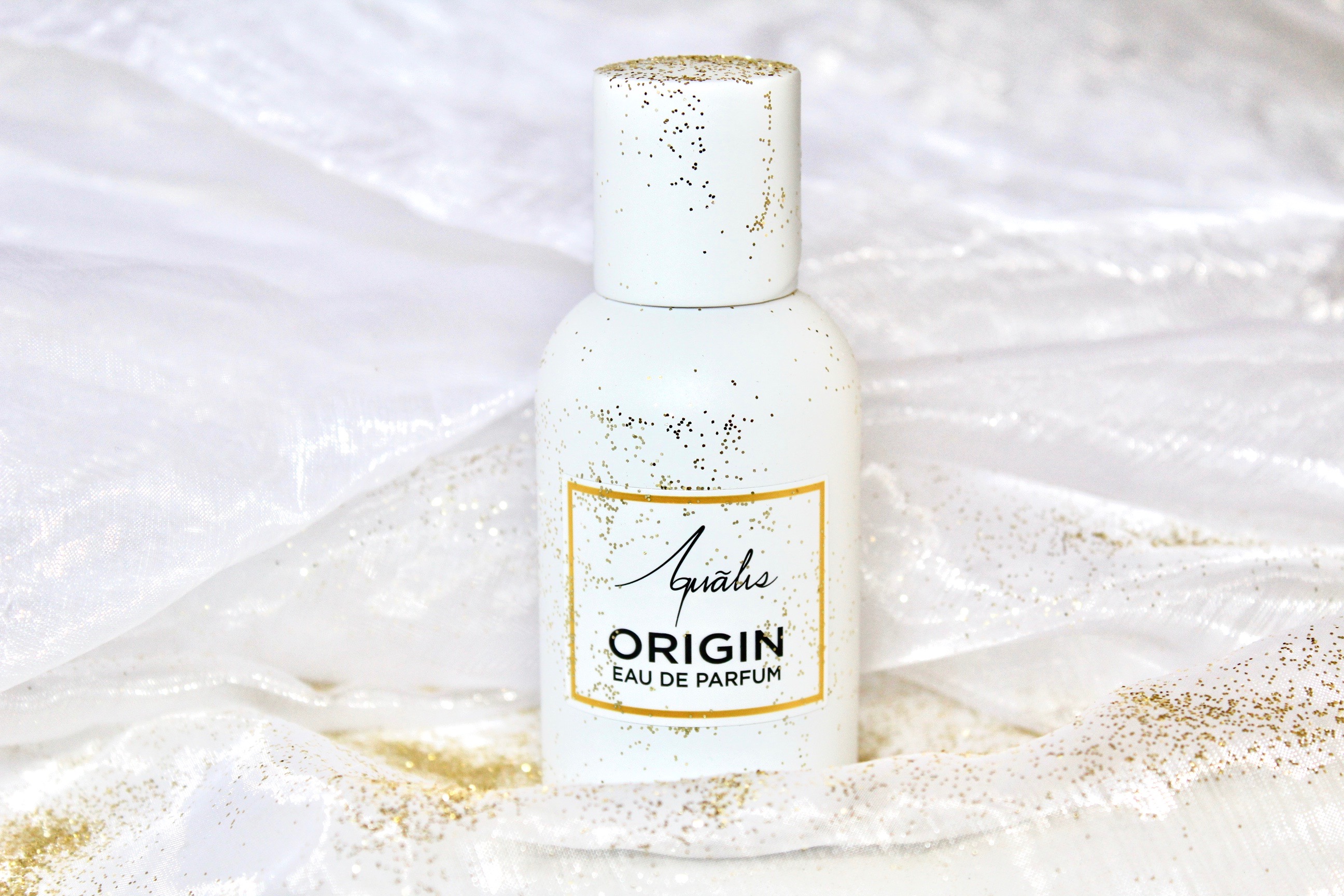 Snuggle Scent – Aquãlis Origin Perfume Review – The Candy Perfume Boy