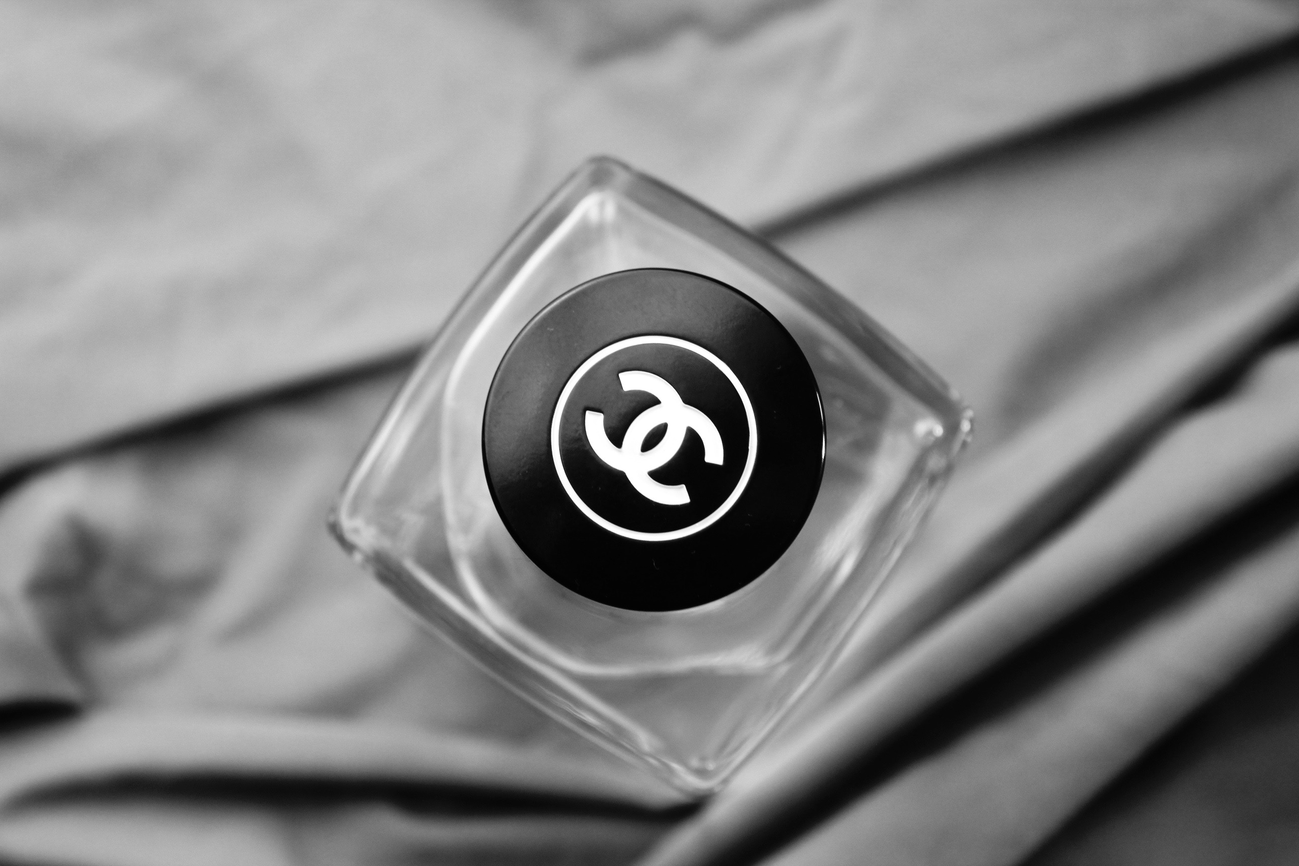 Perfume Review: 1957 by LES EXCLUSIFS DE CHANEL – The Candy Perfume Boy